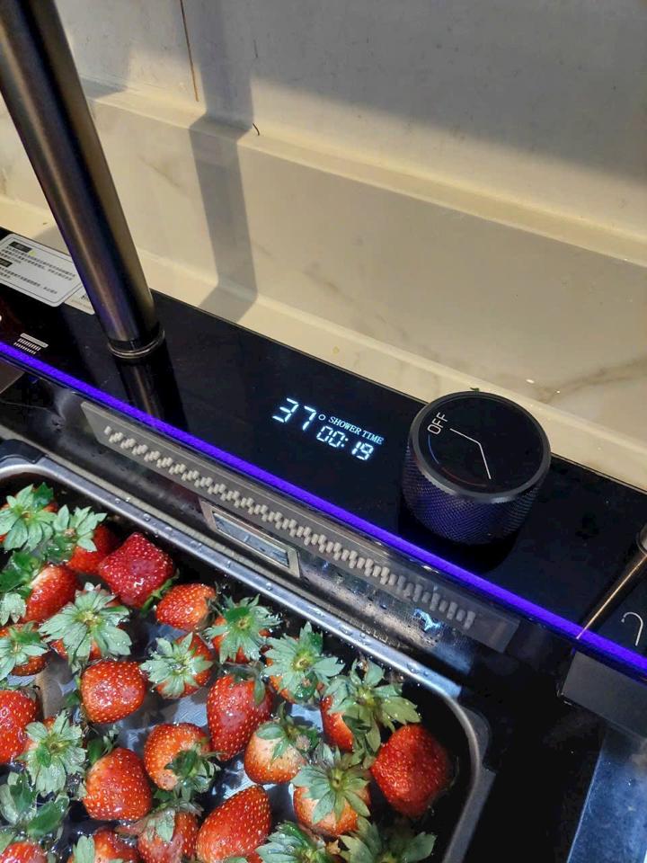 Công Ty Cổ Phần Xinh Home . Combo rửa bát 5 phím đáy inox tổ ong chống ...